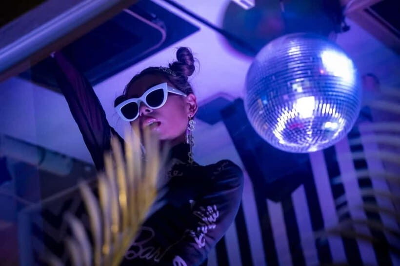 Discover Osaka's VIP Nightlife: Shisha & All You Can Drink - Key Points