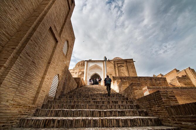 Discover Uzbekistan - explore top destinations: Samarkand, Bukhara & Tashkent - Transportation and Comfort