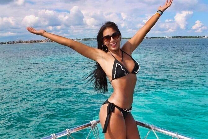 Discovering Isla Mujeres on a Double Decker Catamaran - The Cruise: Double Decker, Open Bar, and Snorkeling