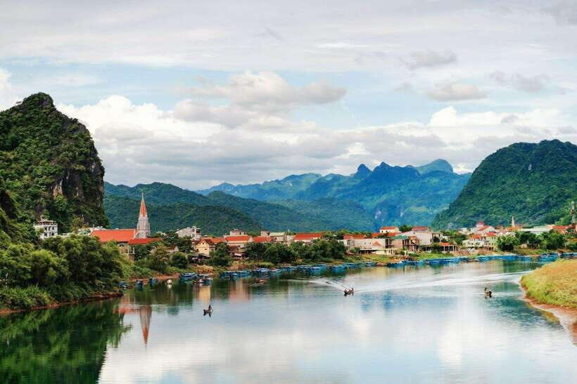 Dong Hoi/Phong Nha : Paradise & Dark Cave Adventure Day Tour - The Itinerary Breakdown