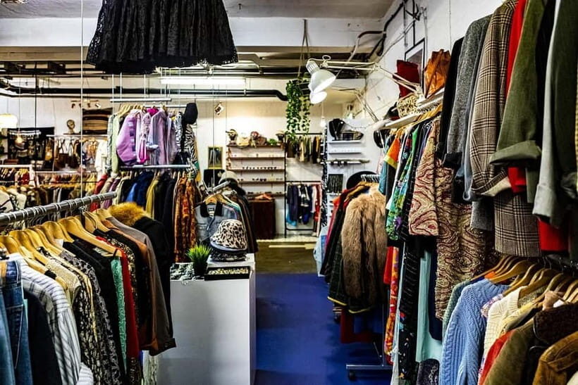 Dongmyo Flea Market Vintage Vibes Local Guided Tour - What the Tour Includes: A Guided Vintage Hunt