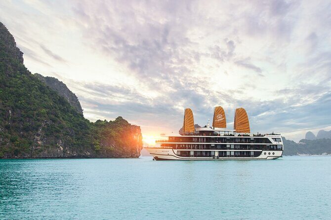 DORIA Cruise 5* Luxury Lan Ha bay 3D2N With 2 Ways Transfer - Day Two: Bai Tu Long Bay, Viet Hai Village, and Ba Trai Dao Beach