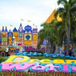 Dream World & Snow Town in Bangkok with Return Transfer & Lunch - Transportation and Practical Aspects