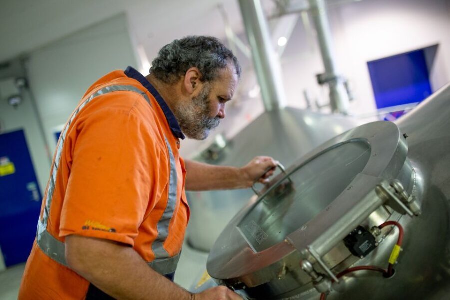 Dunedin: Speight's Brewery Guided Tour with Tasting - The Historic and Modern Brewing Facilities