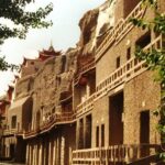 Dunhuang Highlight Tour:Visit the Mogao Grottoes and plus 3 special Caves - Exploring the Main Caves: Art and History in Focus