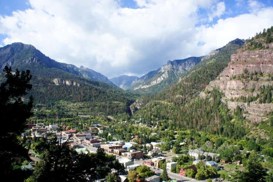 Durango, Silverton & Ouray Day Trip and Hike Tour - Transportation and Group Dynamics