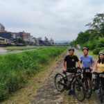 Early Bird E-biking through East Kyoto - The Value of the Tour