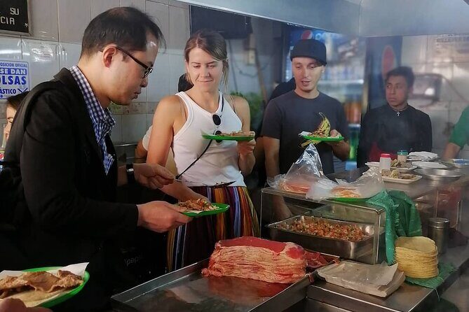 Eat and Explore Local Markets in Mexico City - Detailed Breakdown of the Itinerary