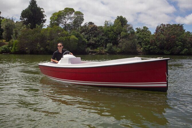 Electric Boats to explore Kerikeri river - Practical Details and Booking