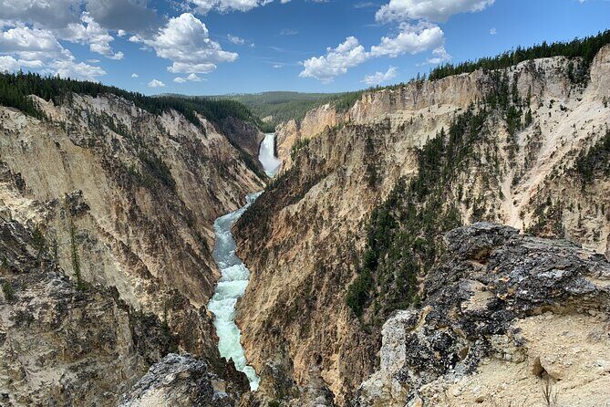 Elemental Yellowstone Grand Canyon, Waterfalls and Hidden Wonders - An In-Depth Look at the Tour Itinerary