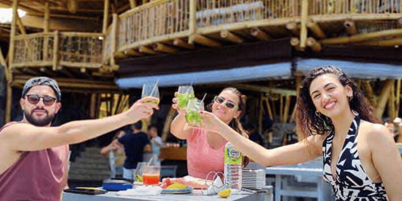 Ella Ravana Pool Club Dip & Dine+2 Free Cocktails!+Zipline - Who Is This Tour Best For?
