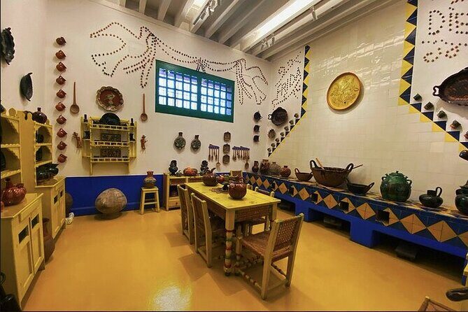 Entrance to Frida Kahlo Museum with Written Guide - The Itinerary in Detail