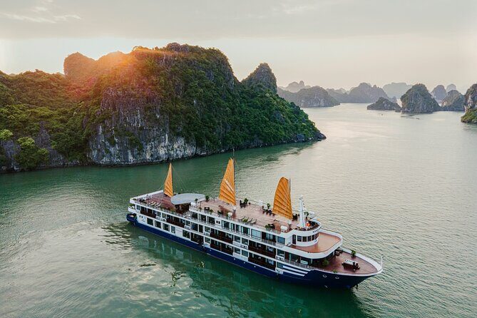 Erina Cruise Lan Ha Bay Halong Bay 3 days 2 nights depart from Hanoi Old Quarter - Who Will Love This Tour?