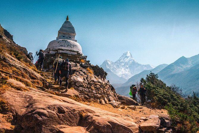 Everest Three Pass Trek 18 Days - Authentic Experiences and Challenges
