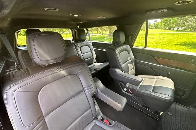 EWR, LGA, JFK Private Airport Transfer in NYC with SUV or Sedan - The Vehicle Fleet and Comfort Level