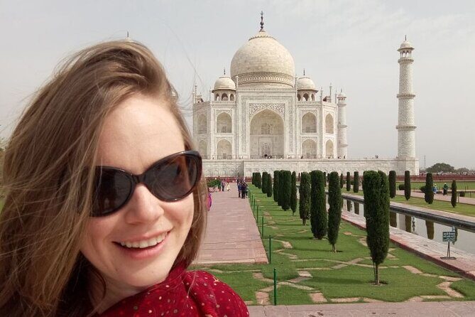 Ex-Delhi: Same Day Agra Tour by Superfast Train with Transfers - Food and Comfort