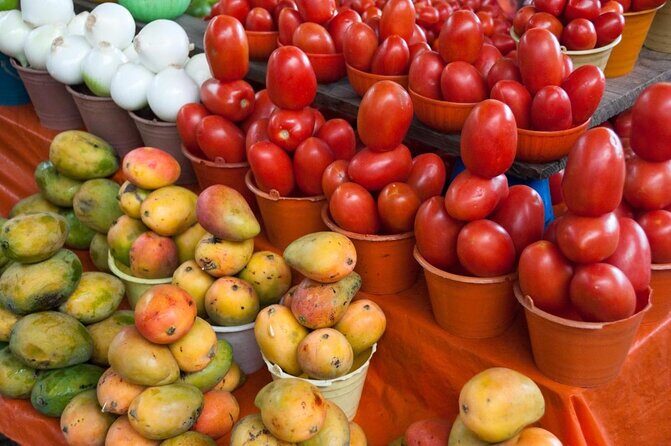 EXCLUSIVE MARKETS TOUR IN MEXICO CITY  Small Groups - An Honest Look at the Exclusive Markets Tour in Mexico City