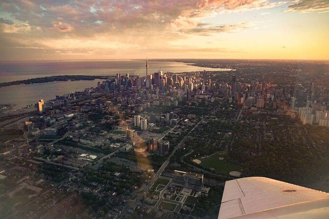 Exhilarating 120km Aerial Tour of Toronto with iflyTOTO - Who Will Love This Tour?