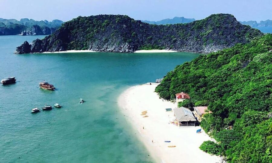 Explore Cat Ba Island from Ha Noi capital and back easily - An In-Depth Look at the Hanoi-to-Cat Ba Bus Experience