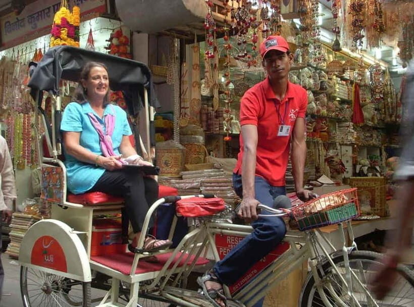 Explore Chandni Chowk: Old Delhi Private Tuk Tuk & Food Tour - Why This Tour Might Suit You