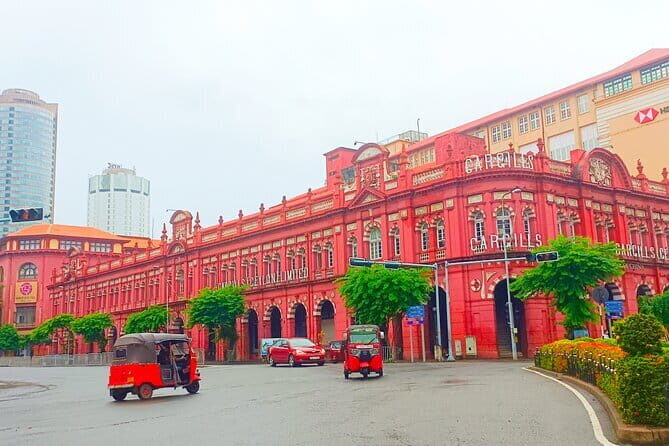 Explore Colombo City Highlights in a Private Tuk Tuk - In-Depth Look at the Itinerary