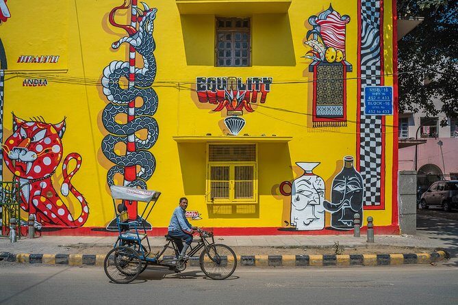 Explore Qutub Minar & Mehrauli Archaelogical Park with a Local Storyteller - The Highlights of the Tour