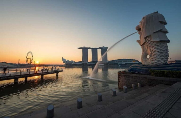 Fabulous Night-out Private Tour in Singapore - A Customized Nighttime Adventure