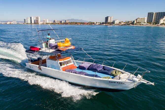 Famous Pato Bobo Adventure Boat - The Experience: A Detailed Breakdown