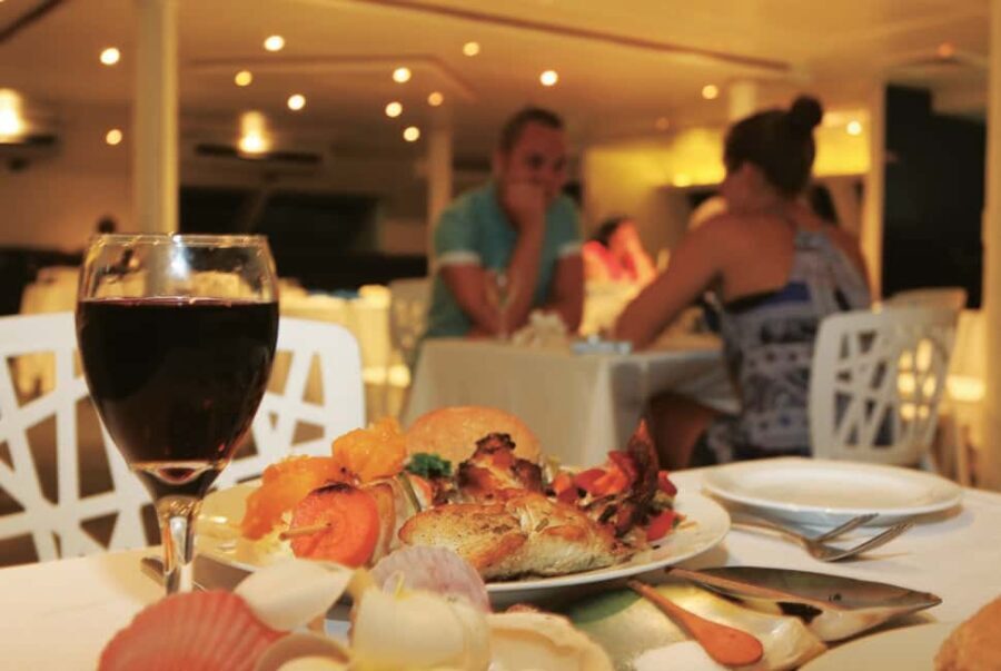 Fiji: Captain Cook Cruises Sunset Dinner Cruise - Who This Experience Is Best For