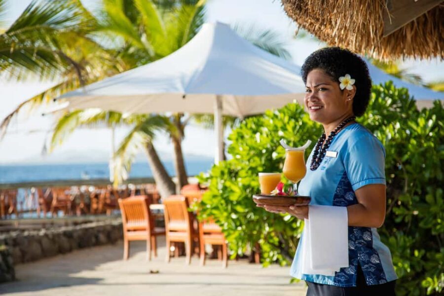 Fiji: Castaway Island Resort Day Cruise with Lunch - What to Expect on the Island: Facilities and Atmosphere