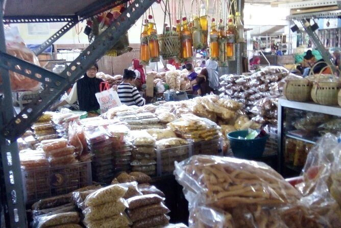 Fish & Traditional Market Package Visit - Authenticity and Cultural Value