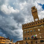 FLORENCE: Uffizi Gallery + Palazzo Vecchio monolingual Guided Tour - Small Group - Who Should Consider This Tour?