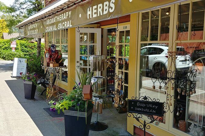 Fort Langley & Vineyard Explorer Private Tour - Practical Tips for Your Tour