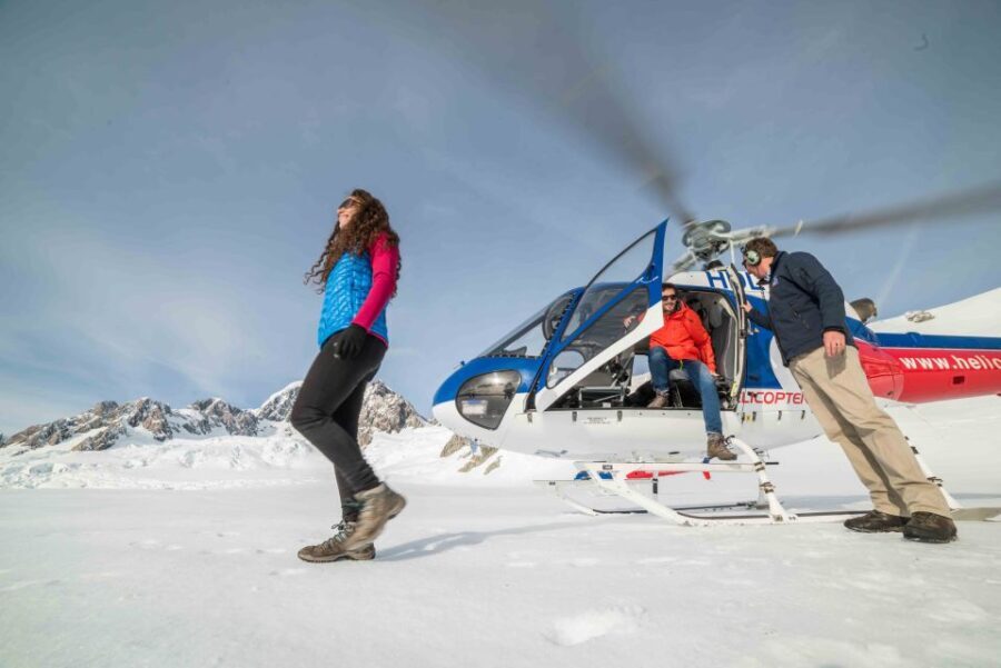 Franz Josef: Mountain Scenic 40-Minute Helicopter Flight - The Pilot and Guide: Knowledge Makes a Difference