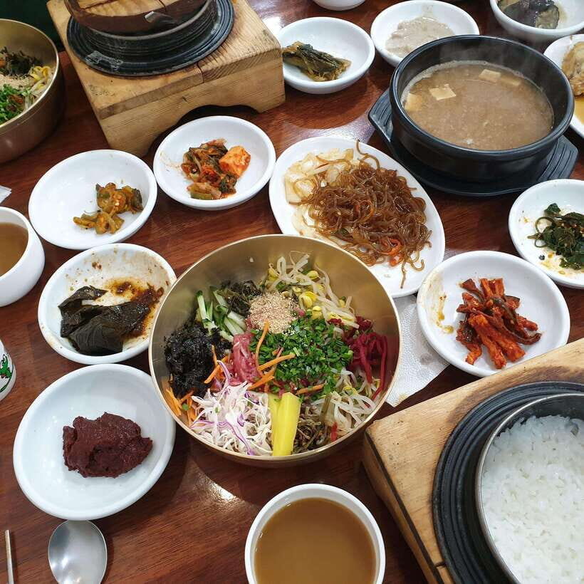 Free day in Jeonju, heart of traditional Korea, with a French guide - Exploring the Itinerary in Detail