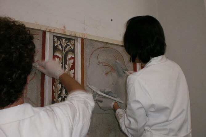 Fresco Painting Class in Florence - Who Will Love This?