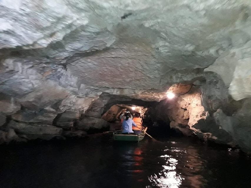 Friendly Travel: Hoa L/ Trang An/ Mua Cave - Limousine Car - What’s Included & What’s Not