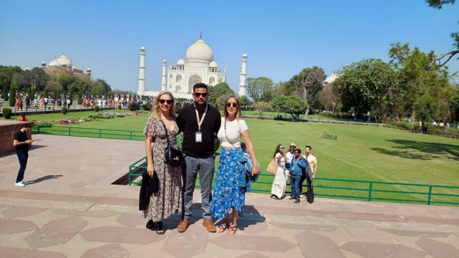 From Aerocity: Taj Mahal Sunrise and Lord Shiva Temple Tour - Exploring Agras Architectural Gems