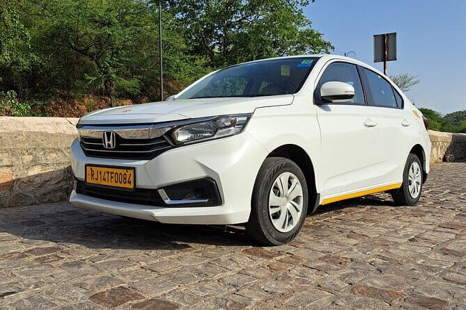 From Agra: Private one way Transfers Cab To Delhi drop - Who Should Consider This Service?