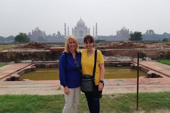 From Agra : Private Taj Mahal Agra Tour With Fatehpur Sikri - Agra Fort: A Fortress of Stories