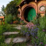 From Auckland:Hobbiton Movie Set & Waitomo Caves Small Group Tour - Why This Tour Offers Great Value
