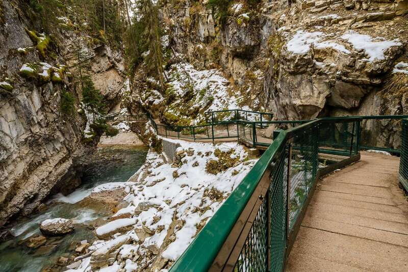 From Banff: Johnston Canyon Guided Icewalk - Why This Tour Works for Travelers