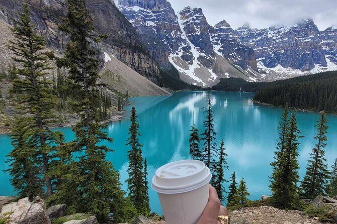 From Banff: Moraine Lake and Lake Louise Half Day Tour - Experience Overview and Itinerary Breakdown