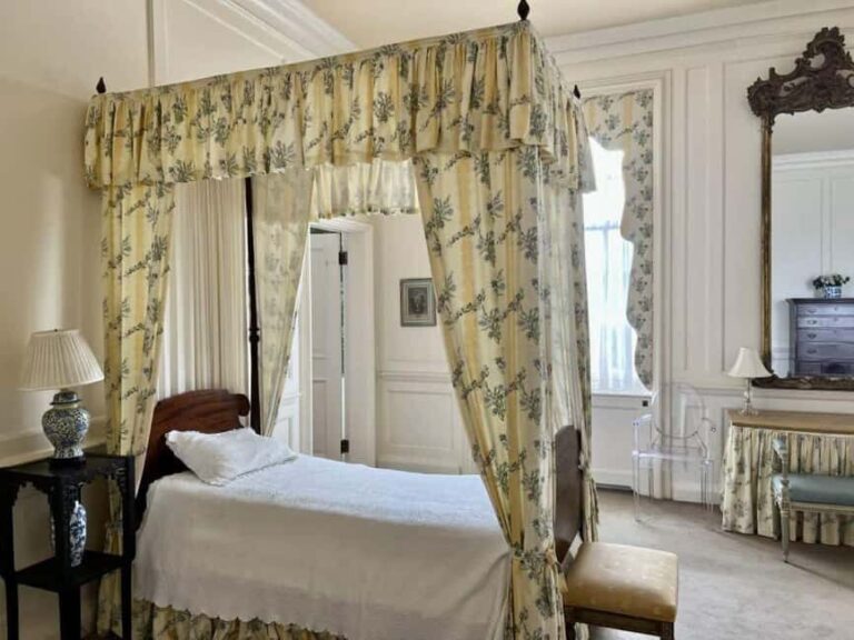 From Boston: Guest of the Cranes Guided Tour on Crane Estate - Transportation & Logistics