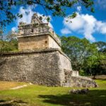 From Cancún: Sunrise at Chichén Itzá with optional buffet lunch - The Guided Tour: Insightful and Engaging