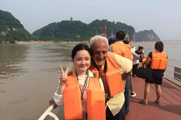 From Chengdu: Leshan Grand Buddha Private Day Tour - Who Would Enjoy This Tour?