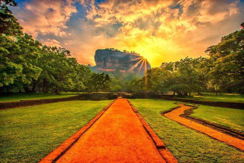 From Colombo: Sigiriya Rock Sunrise Climb with Dambulla - The Sum Up