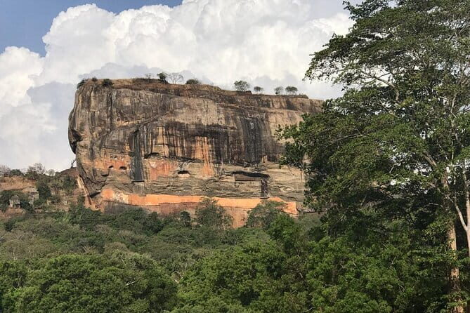 From Colombo to Sigiriya & Dambulla Day Tour - FAQs