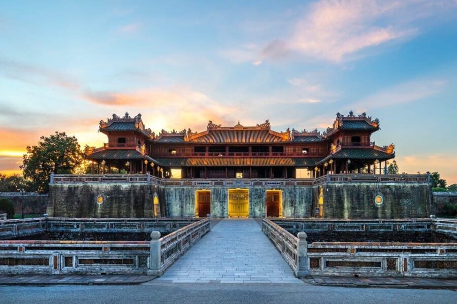From Da Nang/ Hoi An: Explore Hue City Full Day - Khai Dinh Mausoleum: Architectural Marvel
