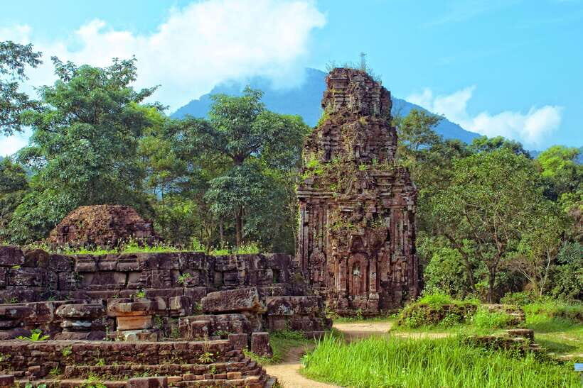 From Da Nang/Hoi An: My Son Sanctuary Half-Day Private Tour - Exploring the Itinerary in Detail
